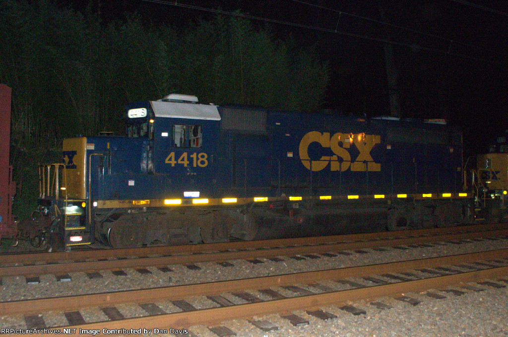 CSX GP38-2S 4418 on C746-22